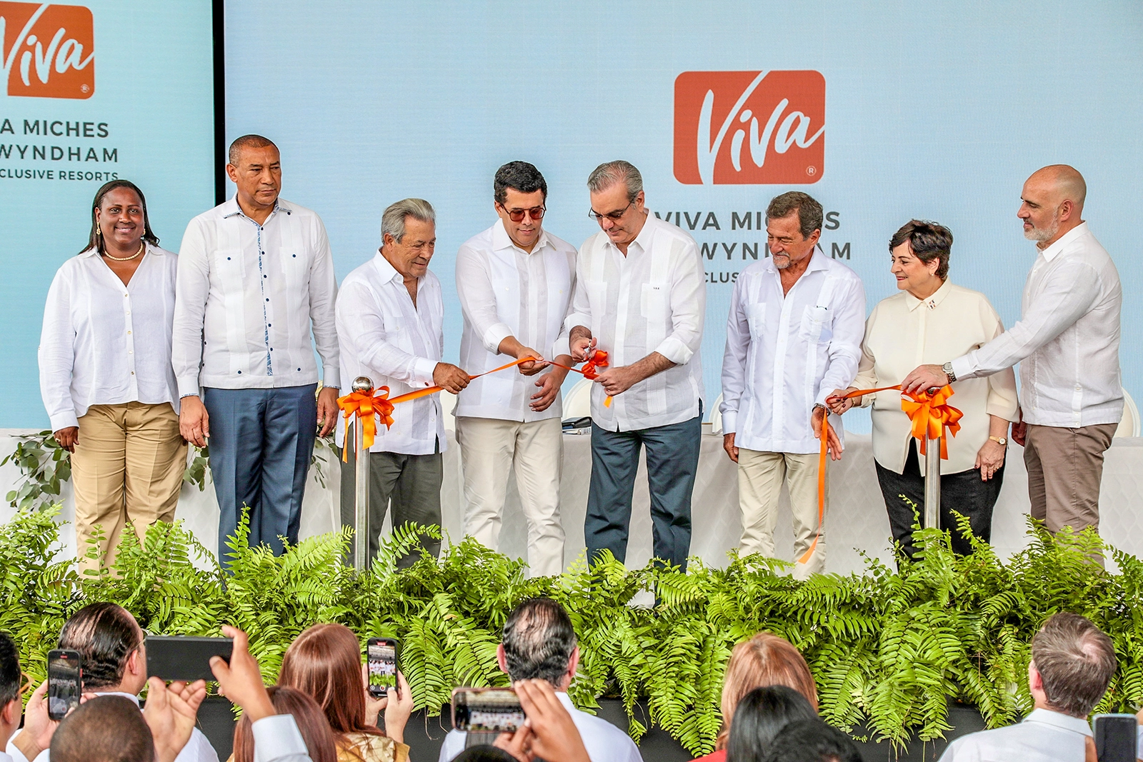 Experiencia Imperdible En Miches: Abrió Viva Miches By Wyndham, El ...